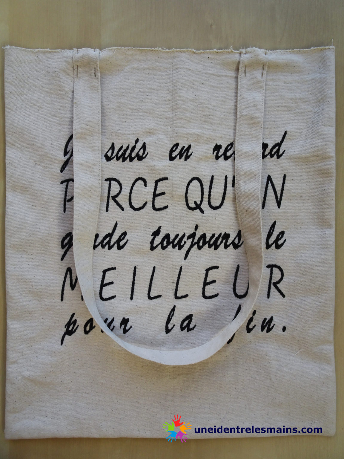 Tote-bag à message – Une idée entre les mains